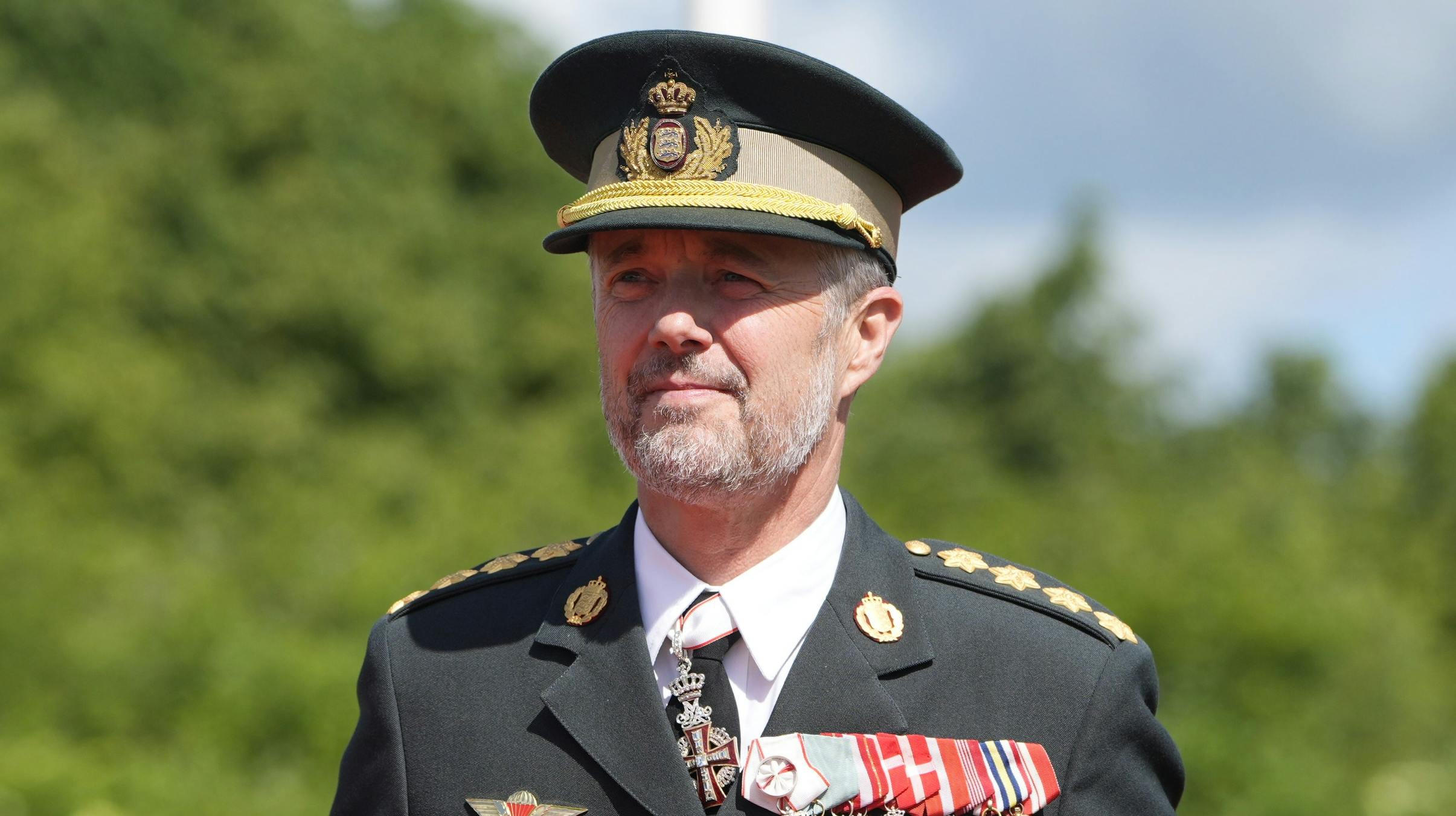 Sad tæt på kongen: Kong Frederiks nære barndomsven deltog på festlig ...